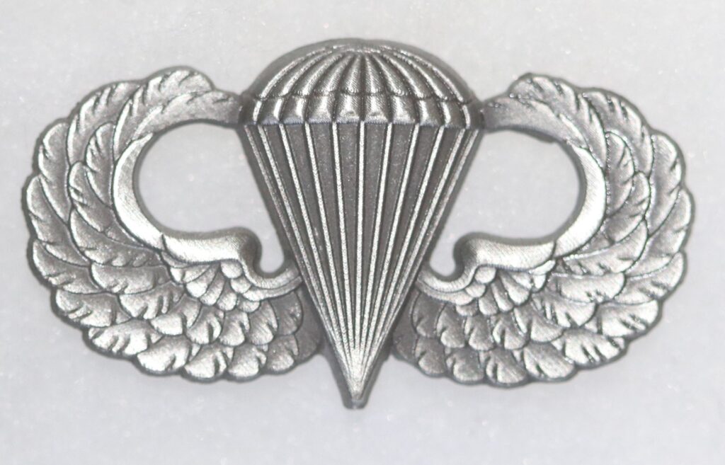US ARMY FULL SIZE BASIC PARACHUTE WING - AB Insignia