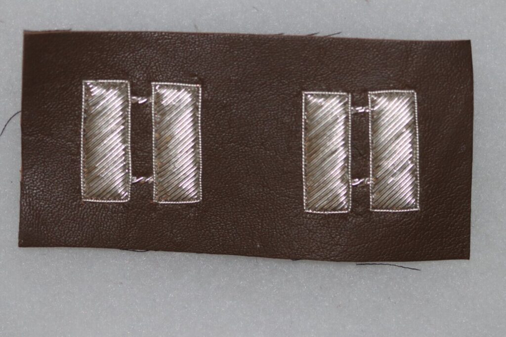 WW2 TYPE US ARMY BULLION WIRE CAPTAIN RANK ON LEATHER FOR A2 JACKET ...