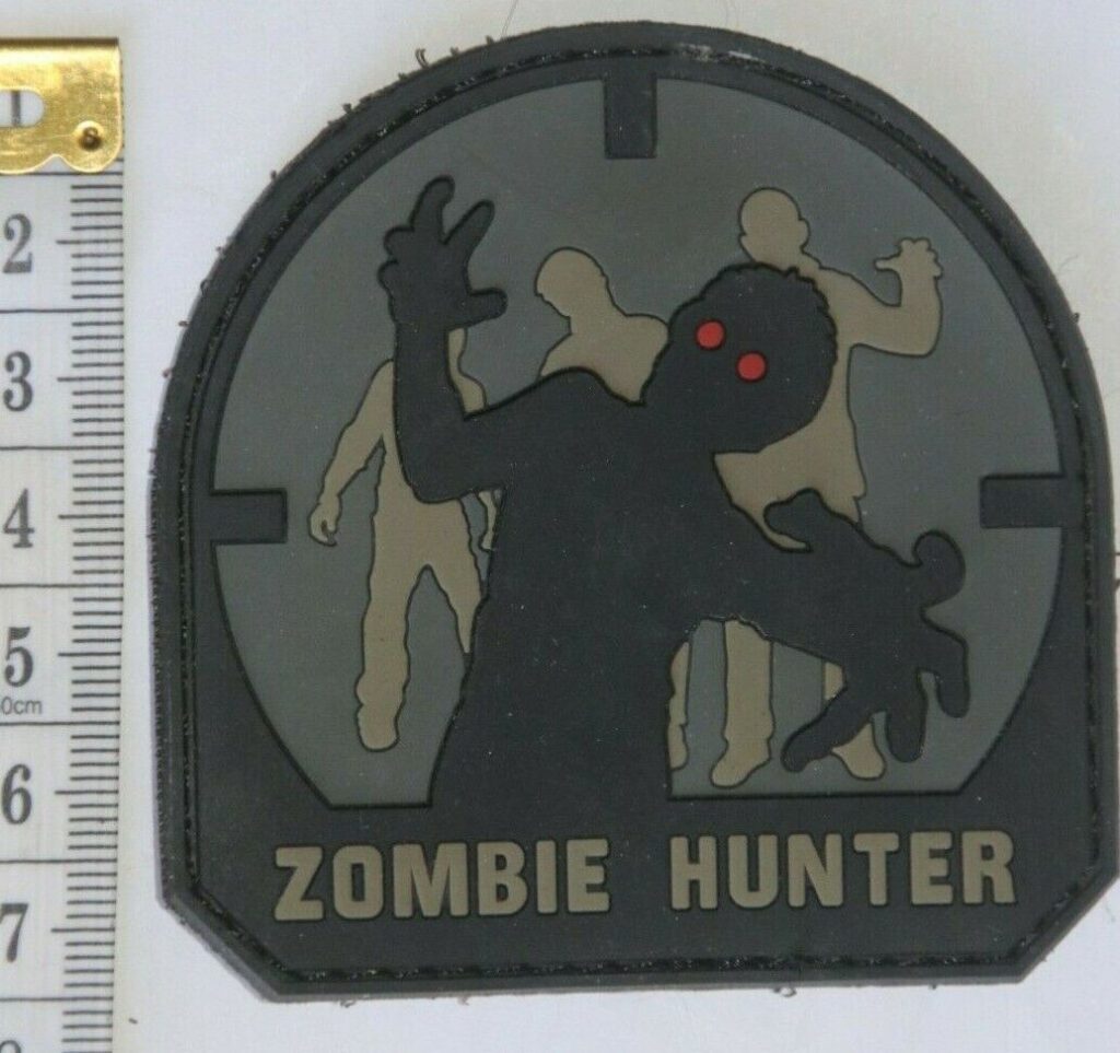 ZOMBIE HUNTER PVC RUBBER MORALE PATCH - AB Insignia